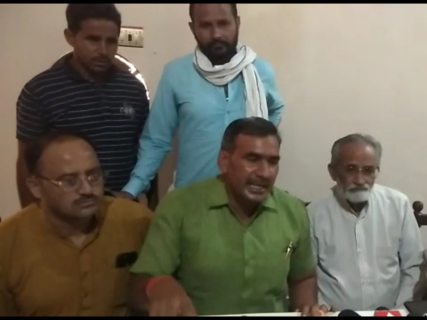 The people of Kannauj came out in protest against the film emperor ...