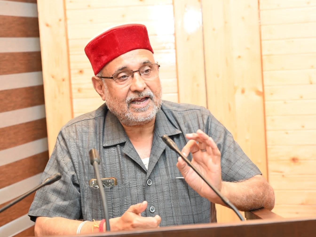 Regarding the assembly elections to be held in Himachal, Avinash Roy ...