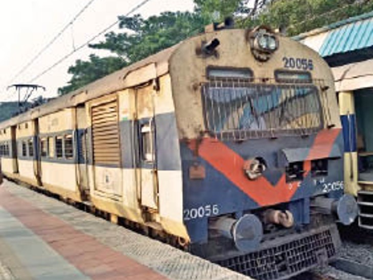 Six pairs of daily trains including unreserved Valsad-Vadodara closed ...