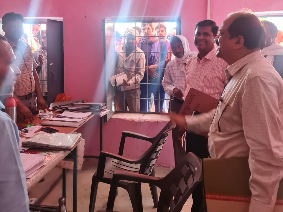 Madhya Pradesh State Election Commission observer visited the strong ...