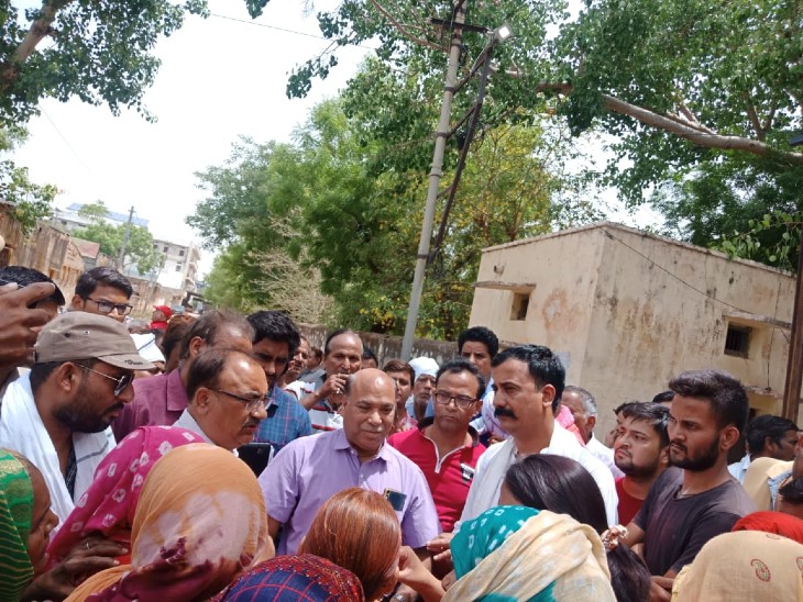 Locked the office of PHED, prevented the employees from leaving, if the ...