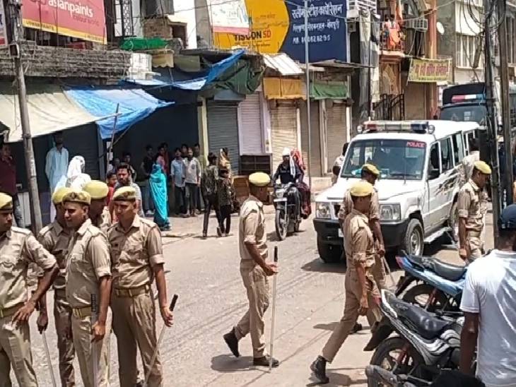 शांतिपूर्ण हुई जुमे की नमाज, करहल में बंद रही मार्केट, DM और SP भी ...