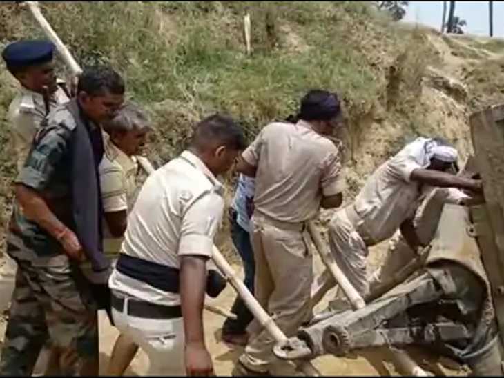 sand mafia attacked on police in patna; Bihar Bhaskar Latest News ...
