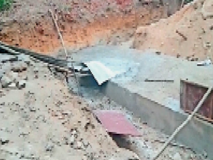 18 stop dams worth 5 crores incomplete, payment of materials without ...