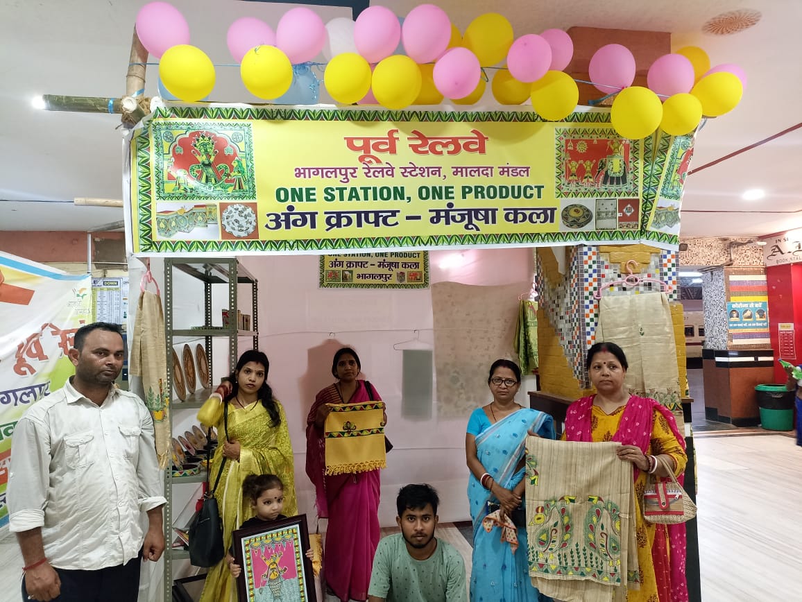 Under ONE STATION, ONE PRODUCT, stalls, Manjusha painting and craft ...