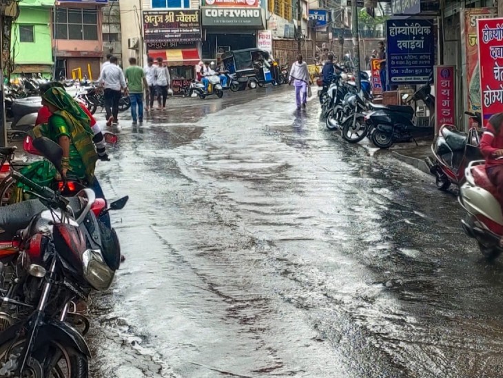Pre-monsoon activity started in the district, cloudy with light drizzle ...