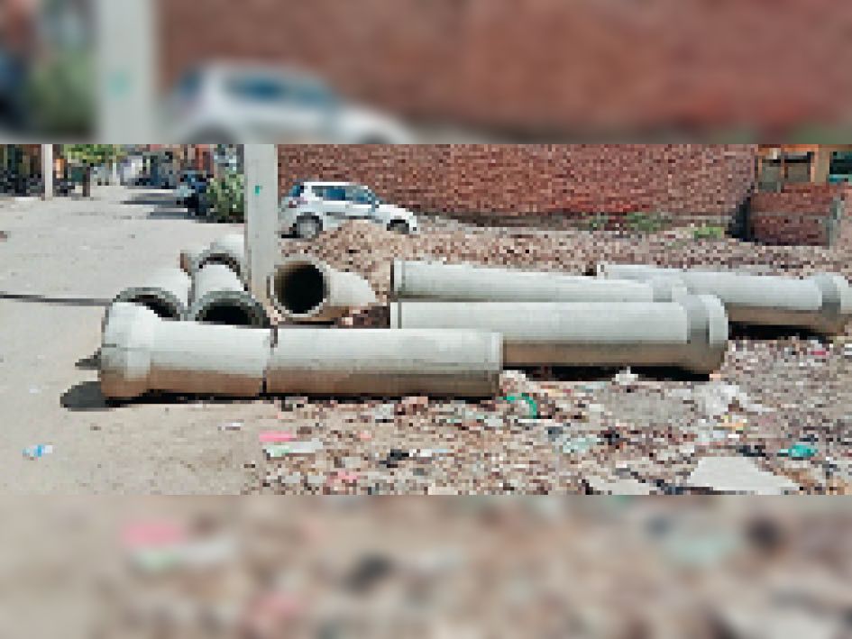 Department has connected 12 inch line with 6 inch, no water drainage ...