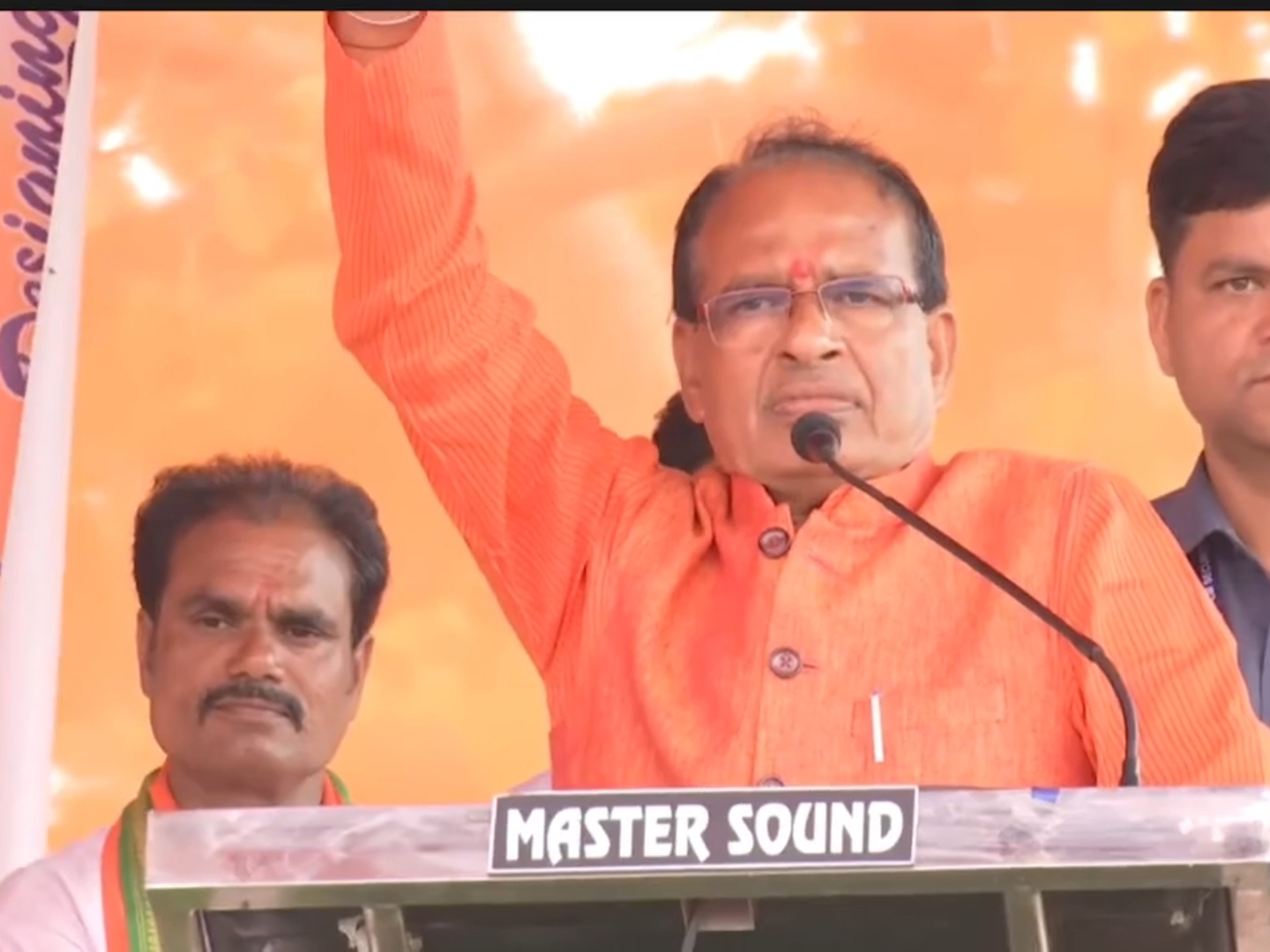 Remembering Diggi Raja in Jabalpur, the CM said in a siren style that ...