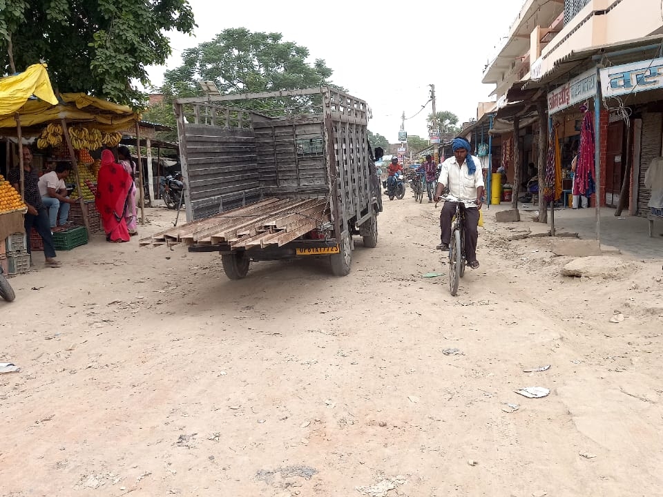 Difficulties being faced by passers-by in commuting, officials silent ...
