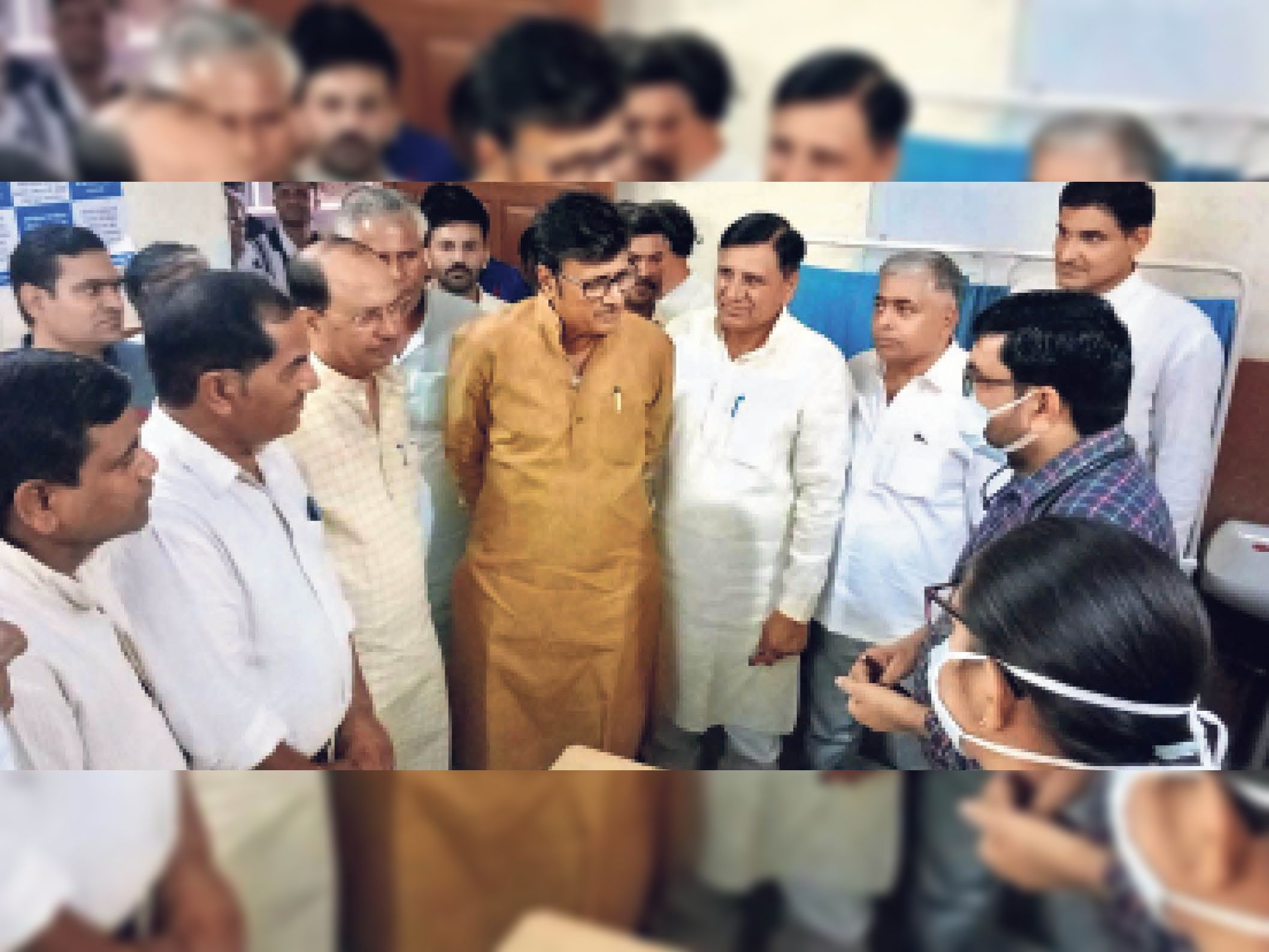 Rathore got furious after not seeing the doctors in the dress code in ...