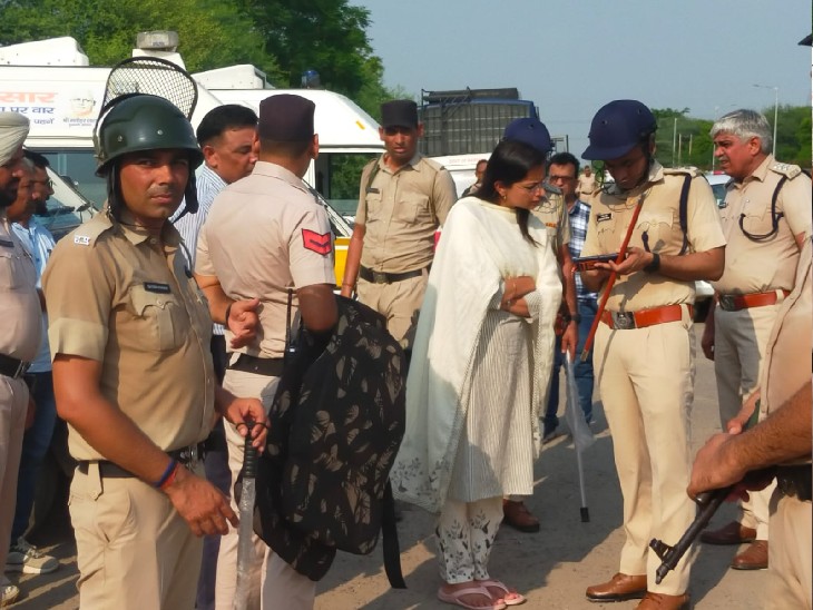 Farmers boycott panchayati ministers Ranjit Singh, Anup Dhanak and ...