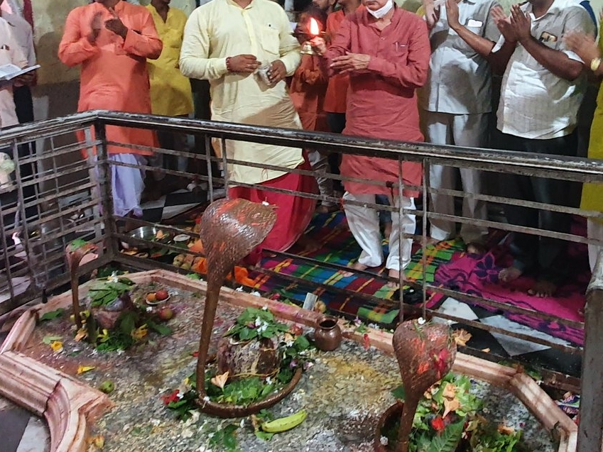 Know the method of doing Rudrabhishek and its benefits according to ...