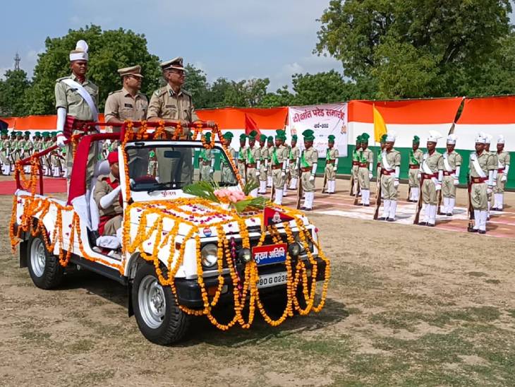 CM said in Lucknow Police Line - PAC is an important part of internal ...