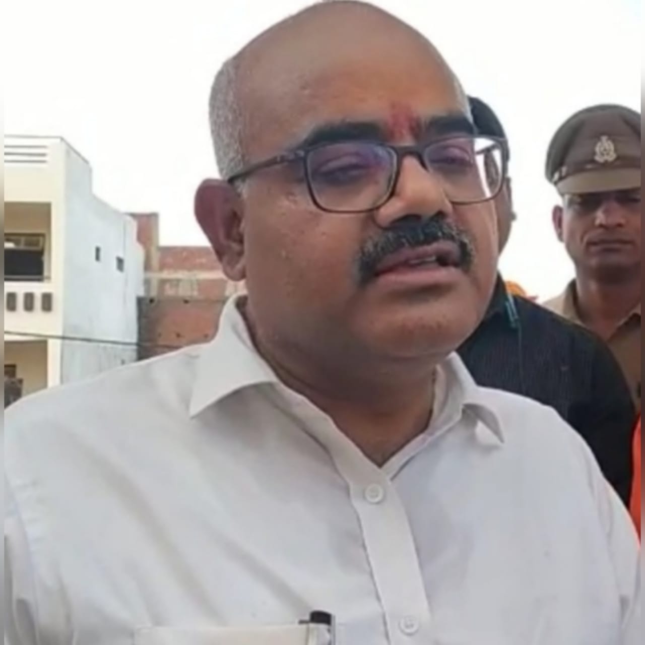 Deoria DM finalizes the names of jury members: Folk singing, dancing ...