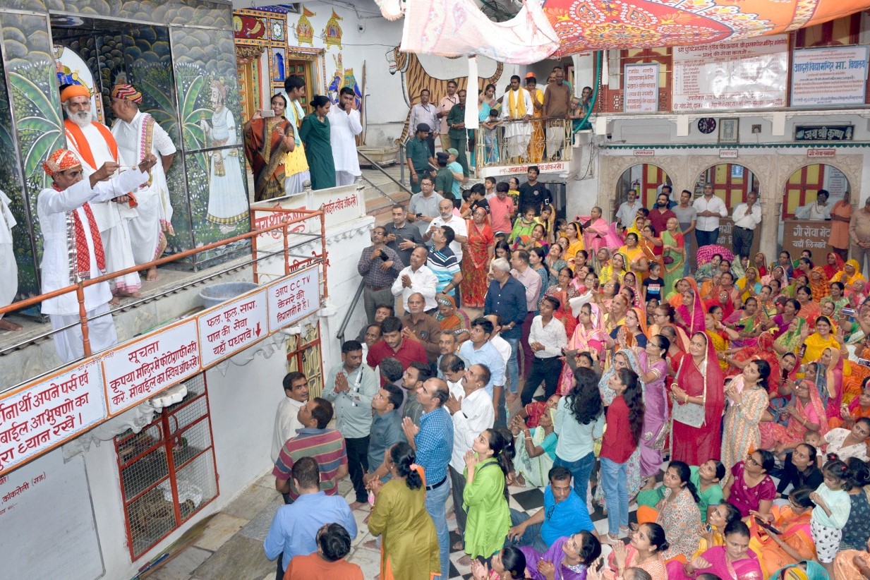 To see him, there was a flood of reverence in Kankroli, they are seen ...