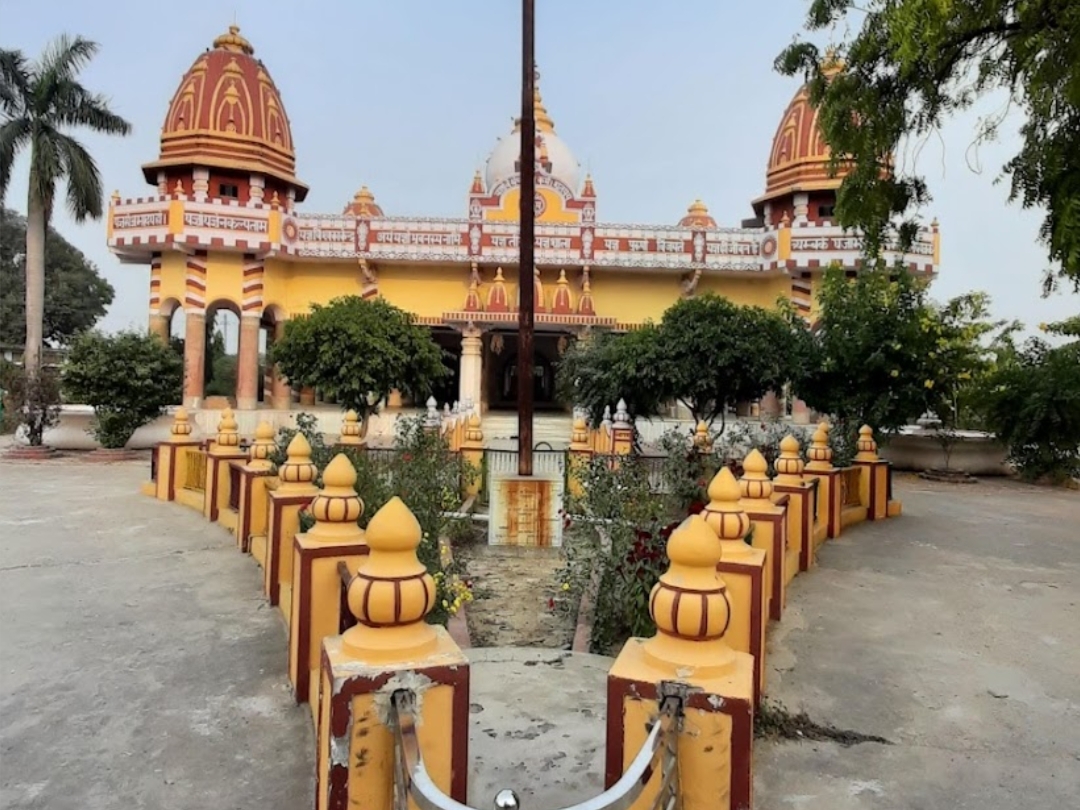 A wave of mourning in the entire state, a gathering of the disciples of Acharya Devraj Shastri ...