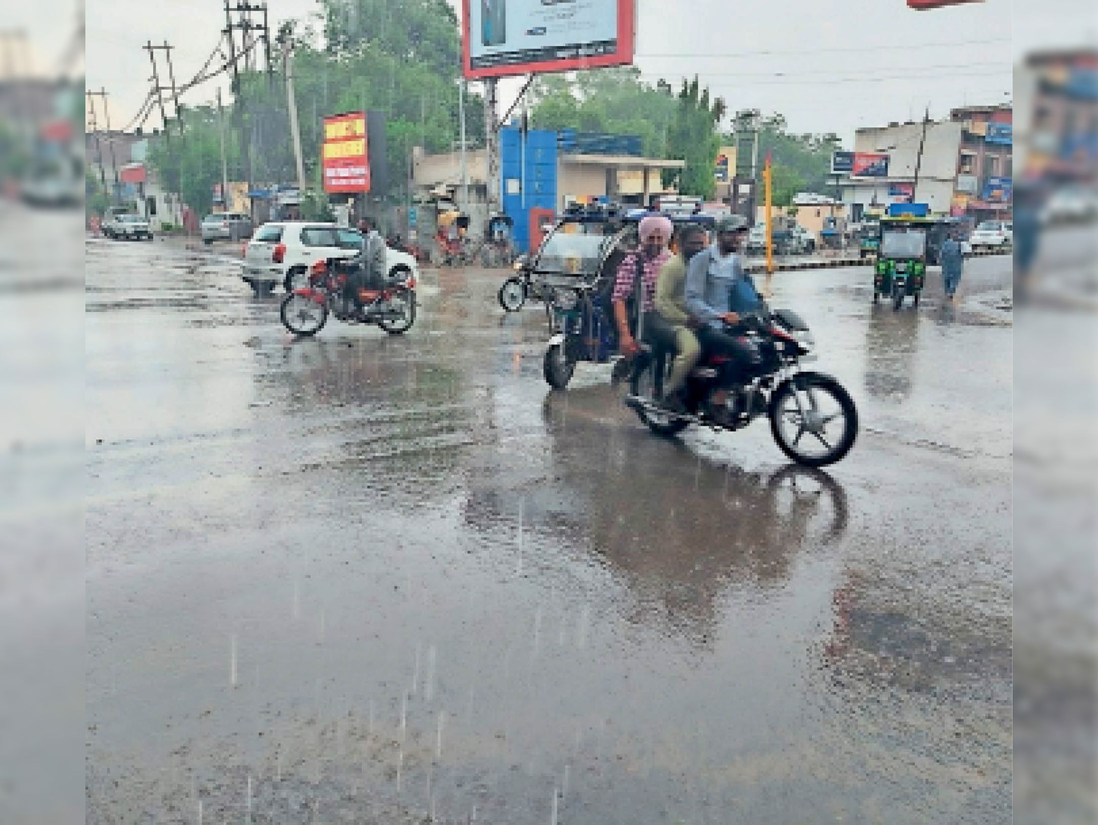 Two mm of rain in 20 minutes in Moga city | बारिश का कहर: मोगा शहर में ...