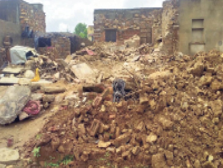 2 women including 5 children buried under rubble, two children died ...