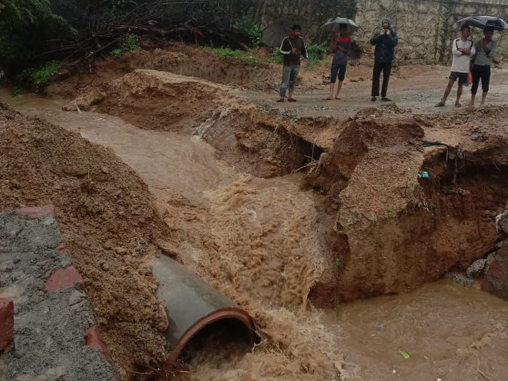 Temporary culvert shed in heavy rain, obstructed Mundara-Rani road ...