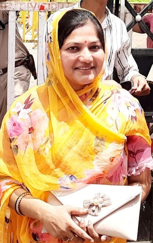 Tough fight between Congress's Ranu Patel and BJP's Joshan Balwant ...