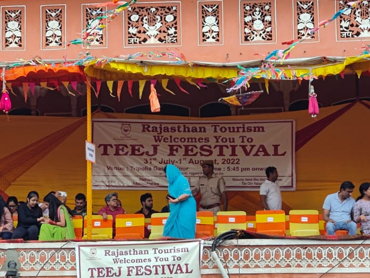 Teej Mata Ki Sawari In Jaipur; Teej Festival 2022 Videos And Photos ...