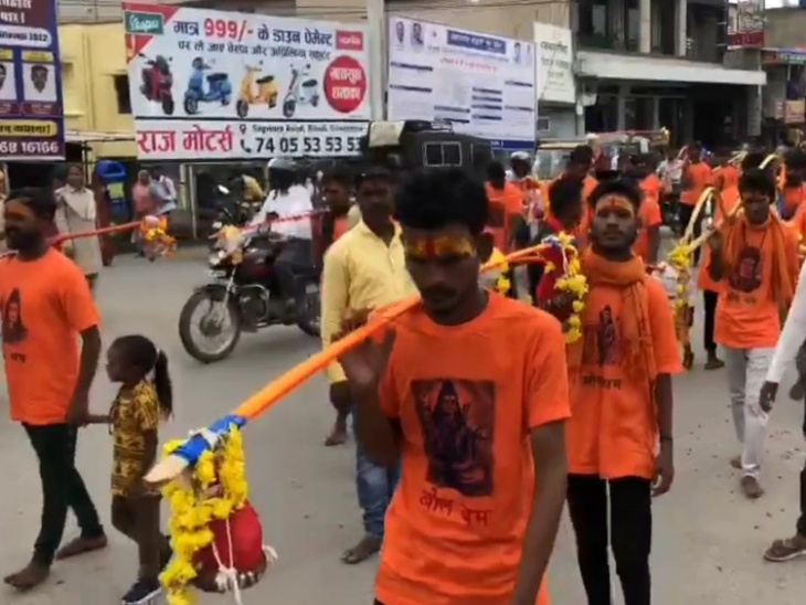 Lord Shiva's Jalabhishek done in Dhaneshwar Mahadev temple, echoed the ...