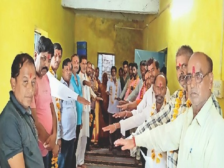 The new sarpanch, the panchs were administered oath of office and duty ...