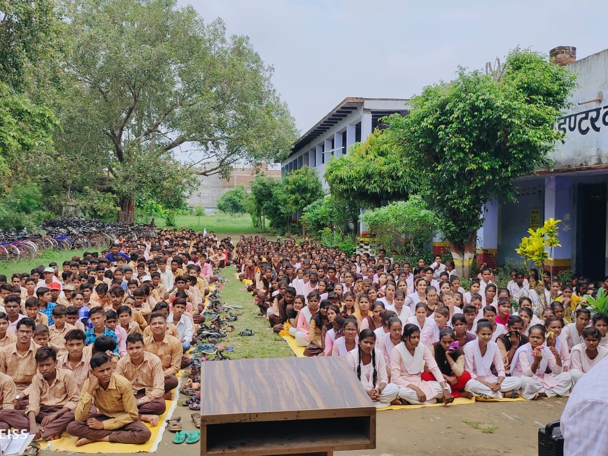 The poets of Baberu, Atarra, Chitrakoot who came to the seminar recited ...