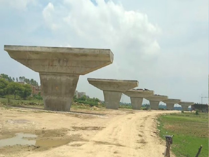 6 lane bridge on Ganga will be ready before Mahakumbh: Pillar ...