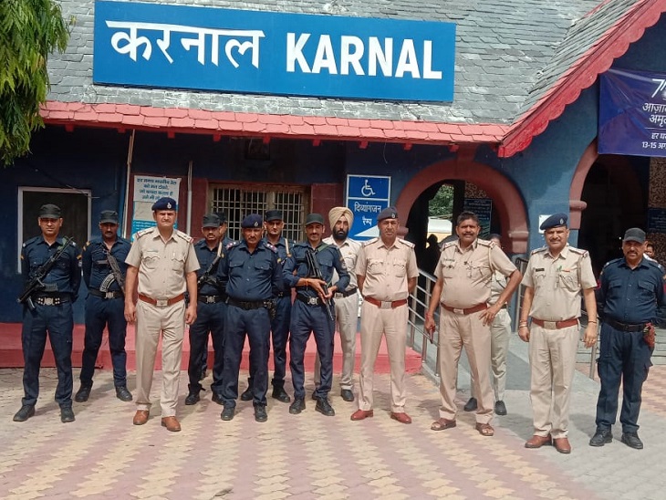 Joint team of police conducted search operation at Karnal railway ...