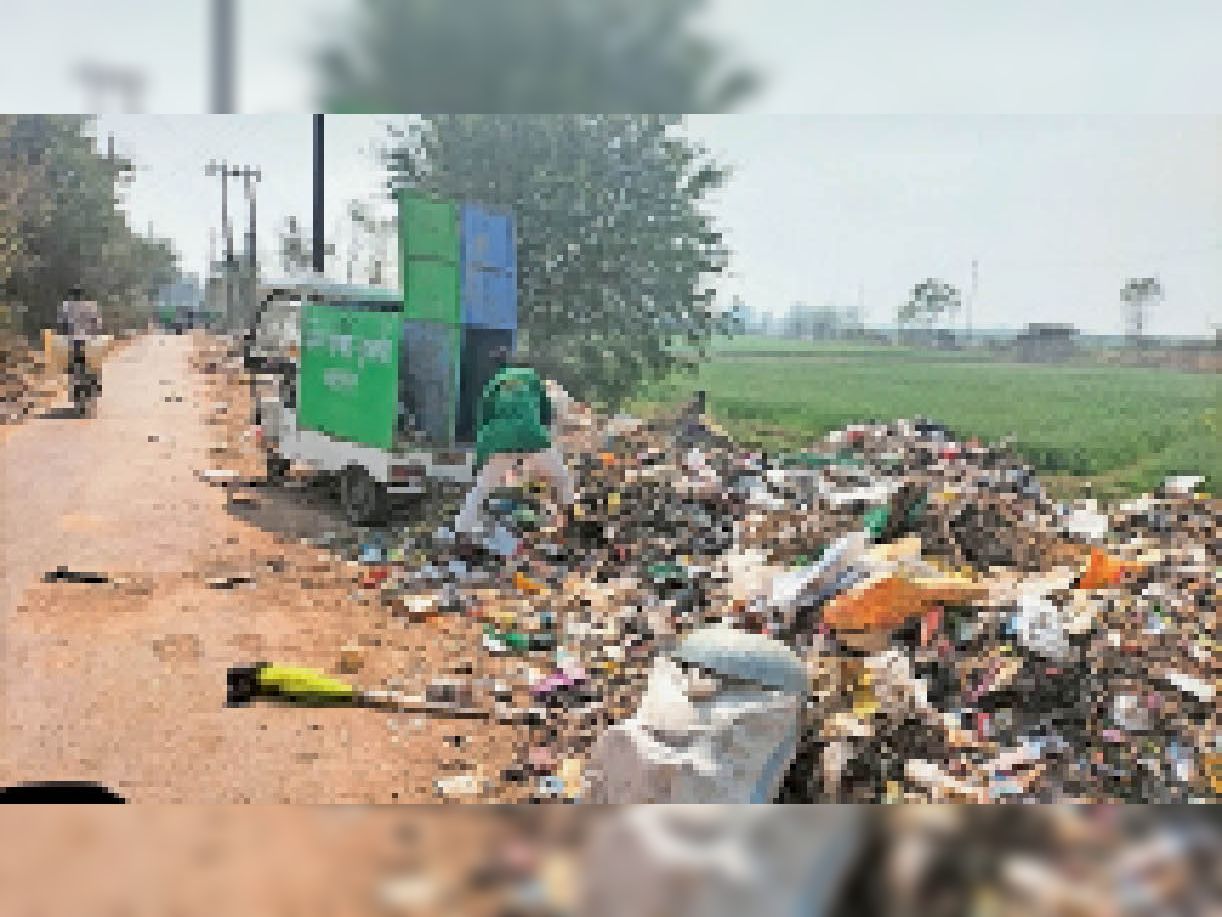 40 tons of garbage is lifted daily in the city, then from the main ...