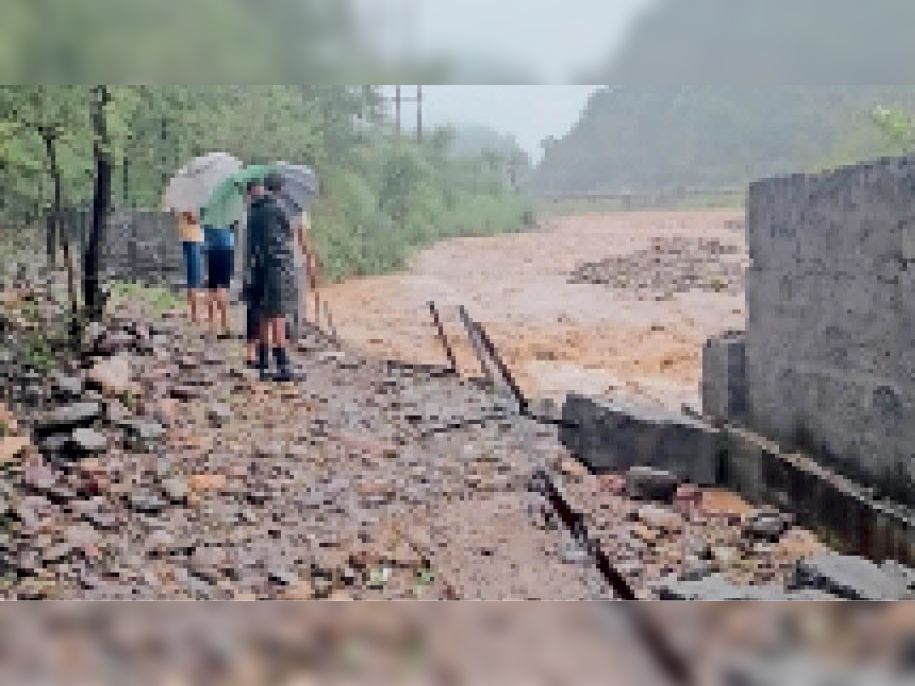 Due to heavy rain, water entered the Gau Sadan located in Khairi ...