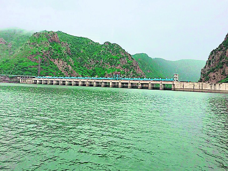 Sufficient water in Bisalpur dam, yet 900 lakhs per day from 1,400 tube ...