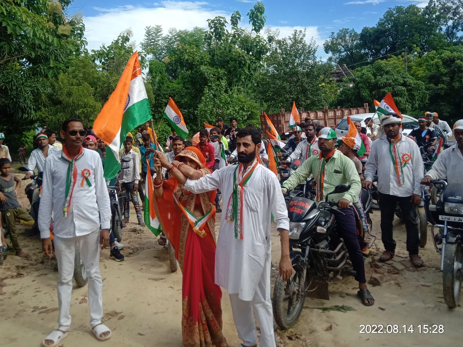 Wreaths were laid on the statue of Baba Bhimrao Ambedkar, people were ...