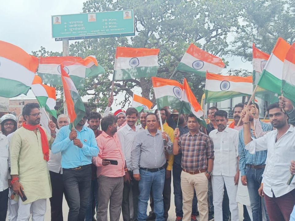 SDM led the tricolor rally, inspired all the people of the area to ...