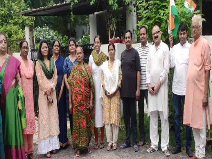 Prayagraj's CO STF Navendu Singh got the award for excellent work, the ...