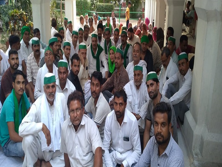 Farmers camp at Muzaffarnagar DM office, demand for dismissal of Union ...