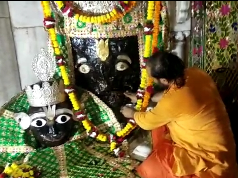 Devotees gathered to see God in Chitrakoot, after two years again a ...