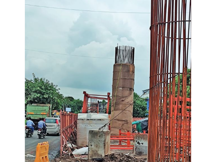 Metro work started first in Bhimrad, started later in Bhatar and the ...