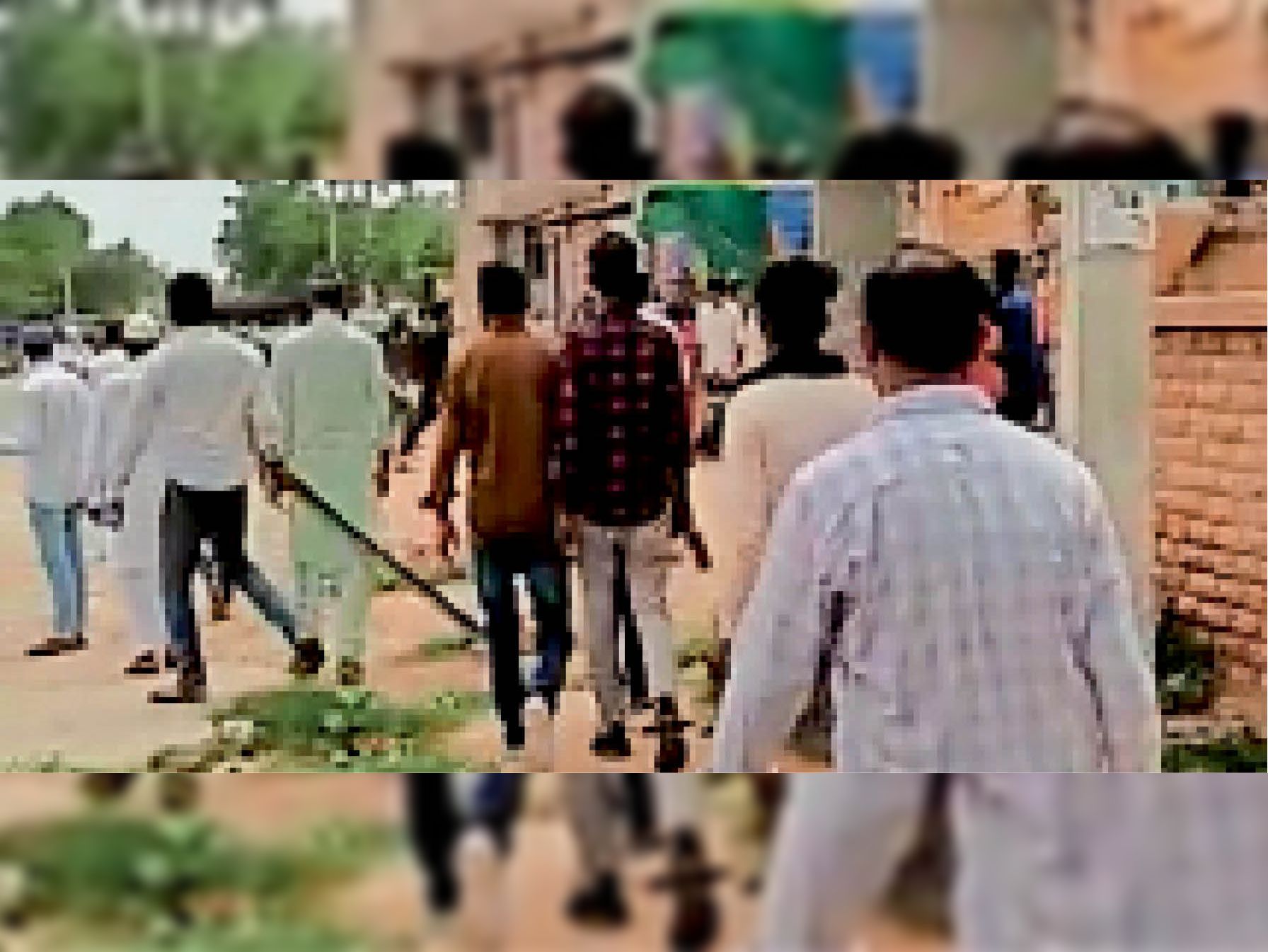 Tempo driver's hair cut, beaten with sticks on charges of molestation ...