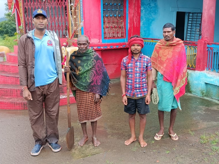 3 people were trapped due to rising water level of Narmada river, SDERF ...