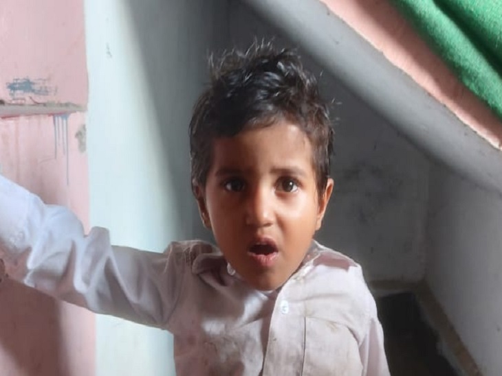 The family reached the school after not reaching home, the girl was ...