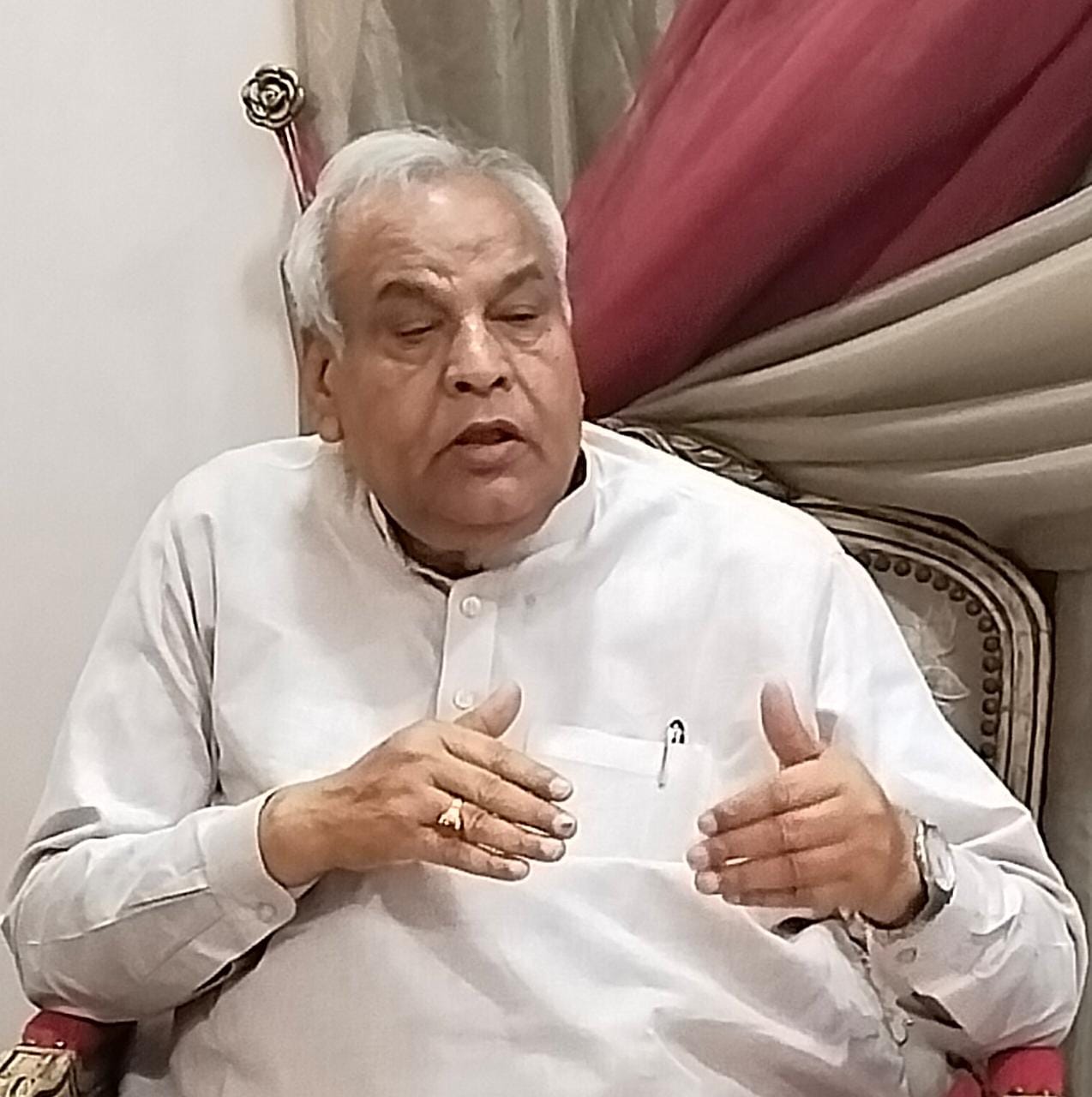 Satyadev Pachauri wrote a letter to the Municipal Commissioner, asked ...