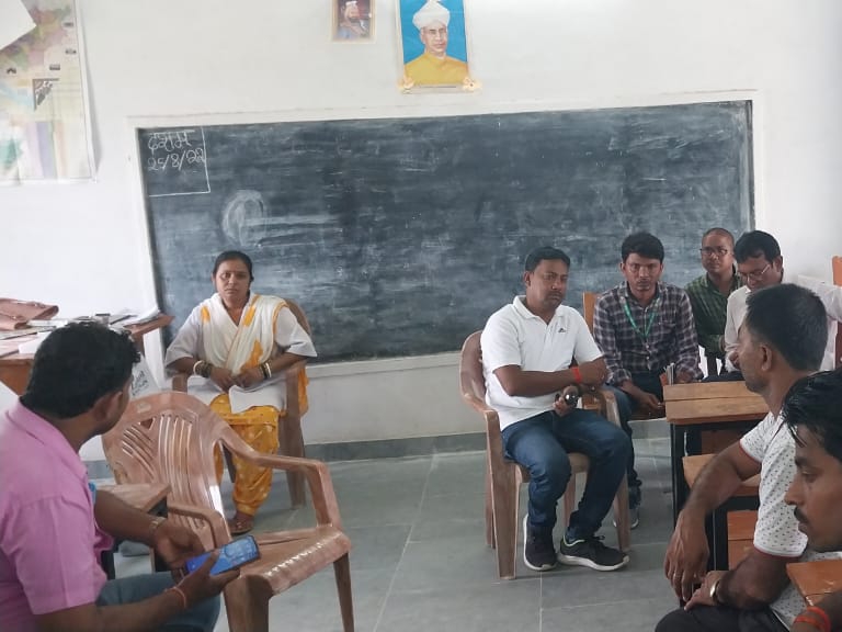 school headmaster angry on anm and bdo in chhapra; bihar bhaskar latest ...