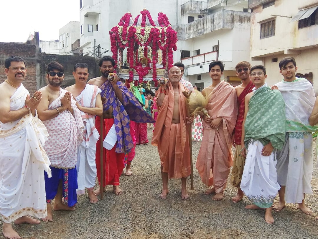 Religious events being held every day on Payushan festival, worshiped ...