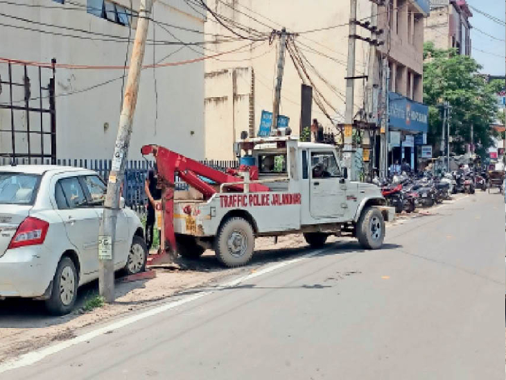 50 no traffic zones in the city, 5 tow vans parked in the police line ...