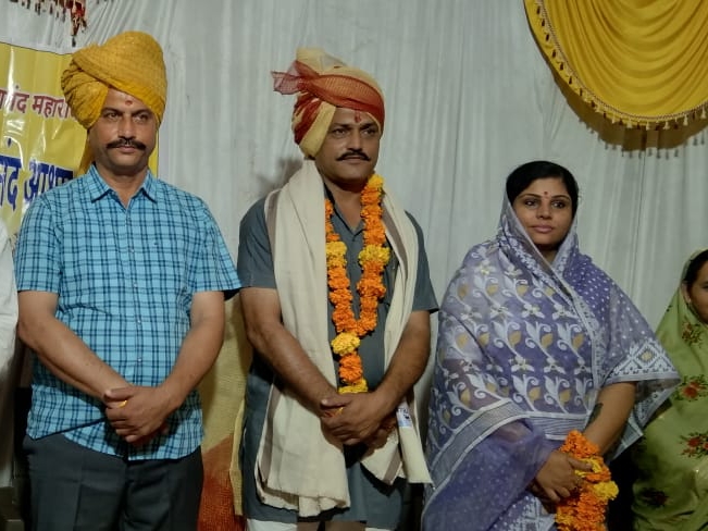 Meeting ceremony held in Anand Ashram, honor with safa and shawl ...