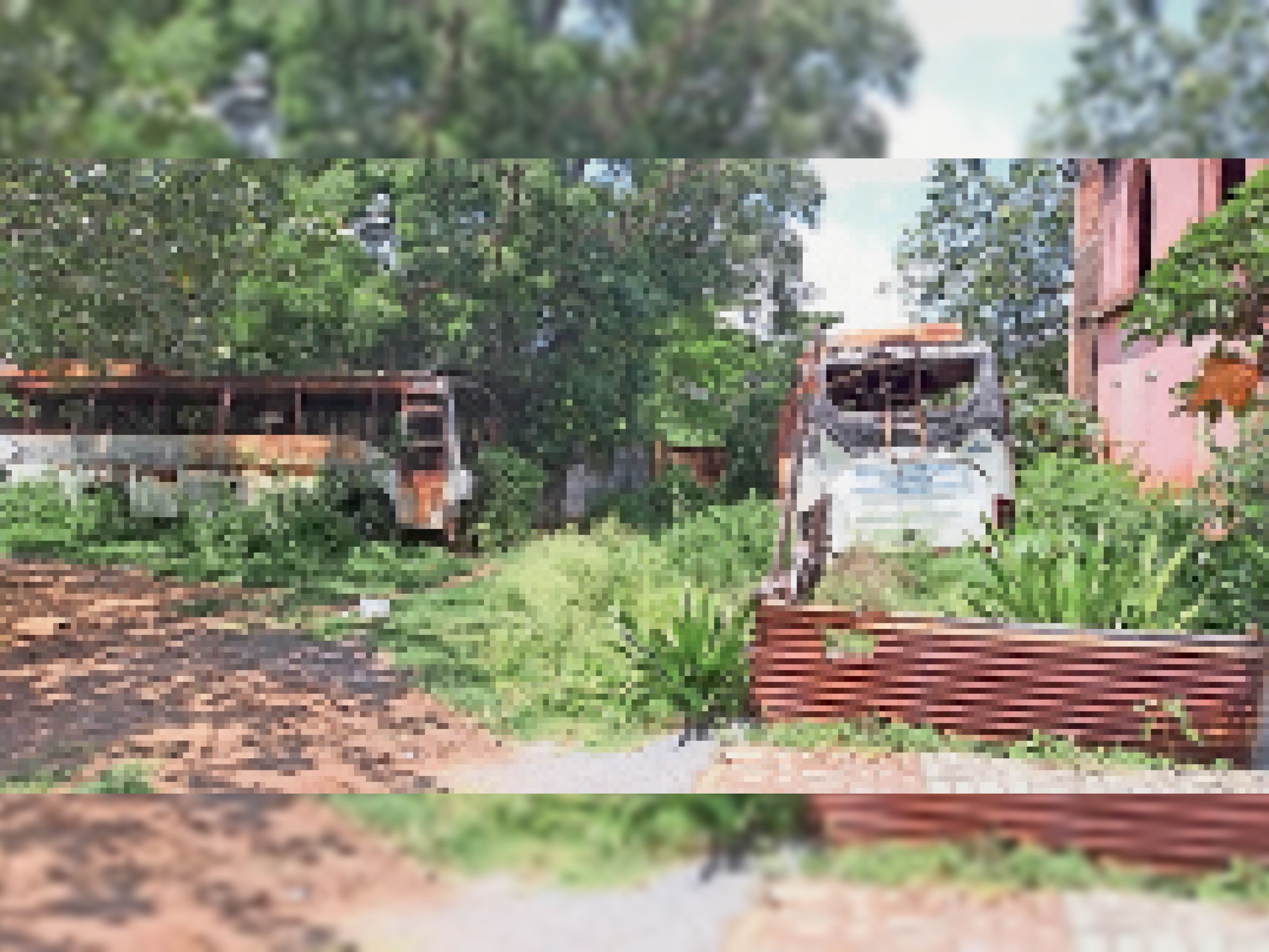 Multistorage market not built on the land of bus depot spread over ...