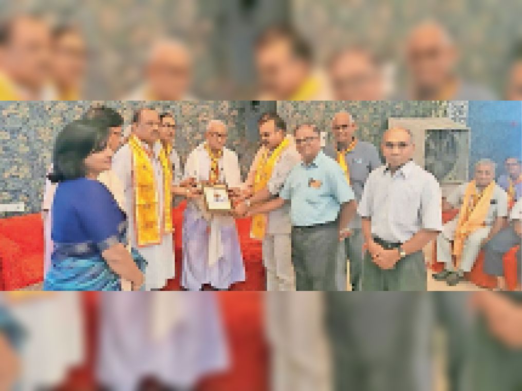 Souvenir released and senior pensioners honored in the session of ...