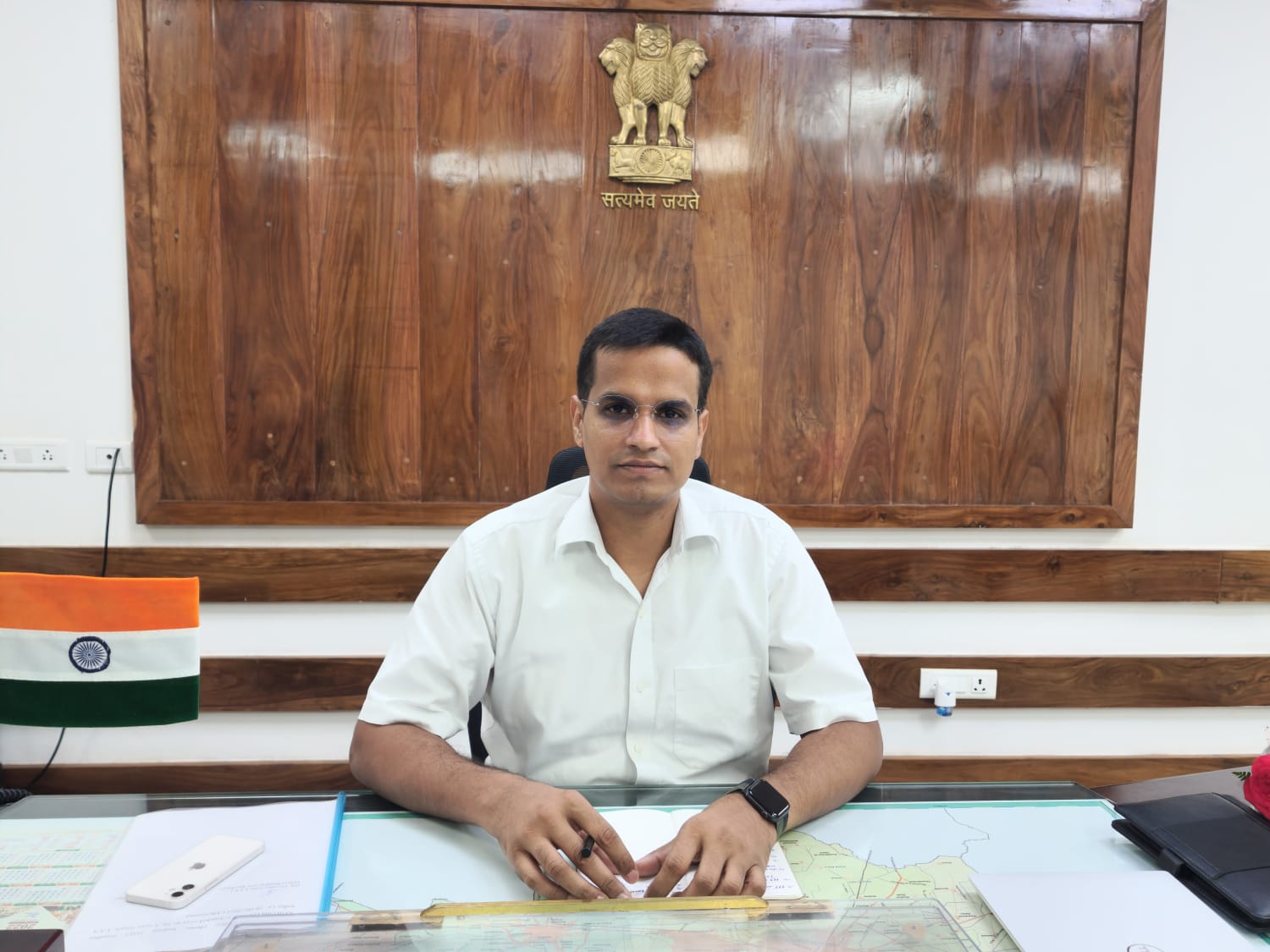 Hisar DC Uttam Singh took charge | हिसार DC उत्तम सिंह ने संभाला ...